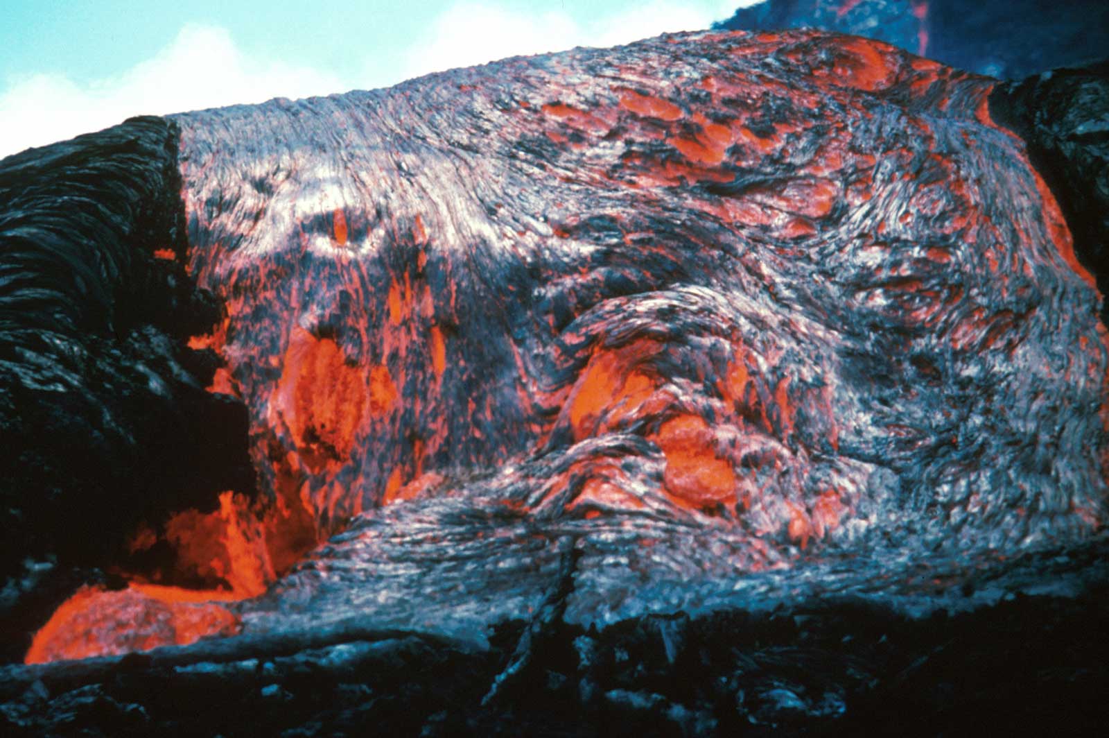 Kilauea hawaii volcano eruption 1983